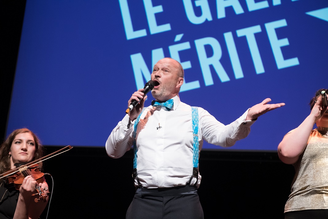 Dr Bilodeau au Gala du Mérite | Journal Montfort